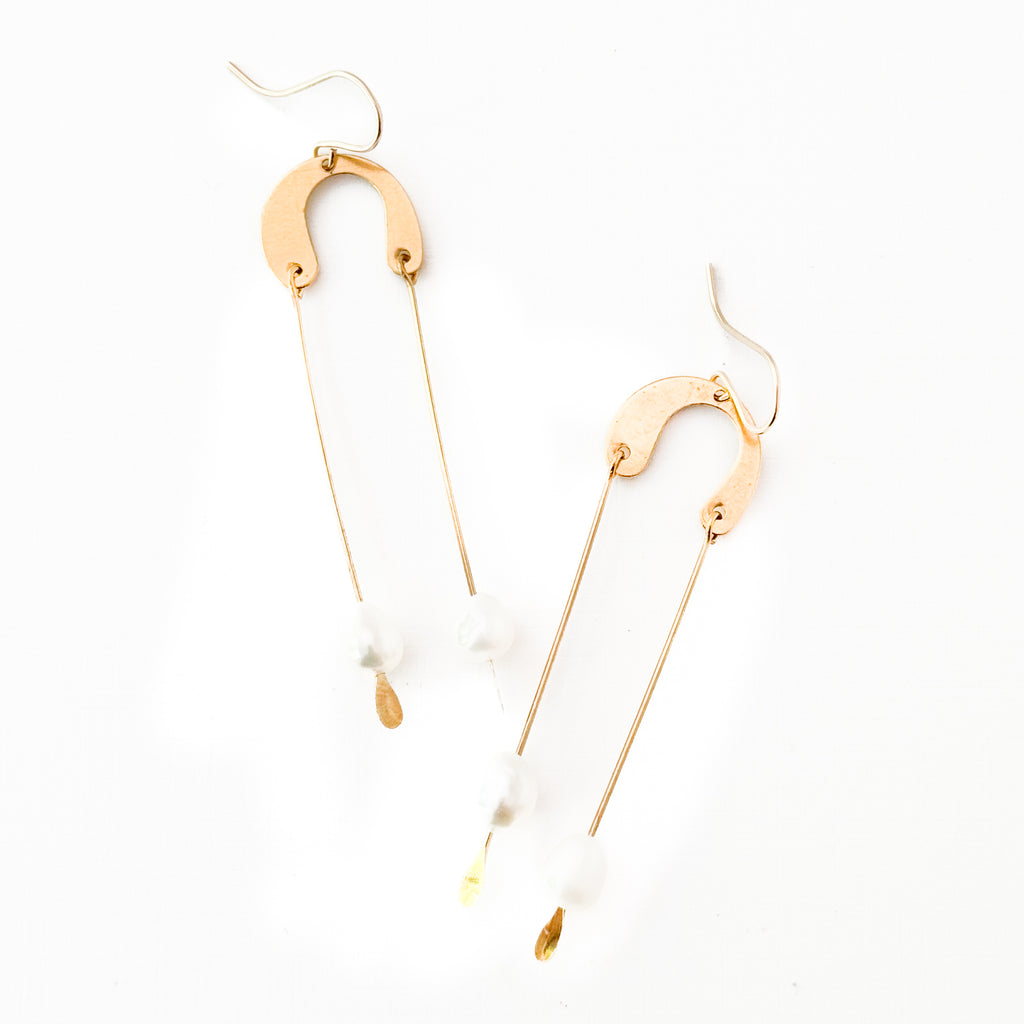 Flower and pearl studs - Nest Pretty Things